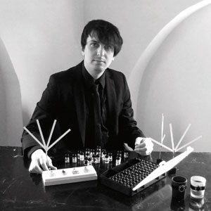 Parfumierul Octavian Sever Coifan | Cariera | Avantaje.ro - De 20 de ...