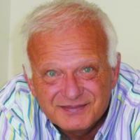 Dr. Dominique Rueff vorbeşte de nutriţie ortomoleculară în România ...