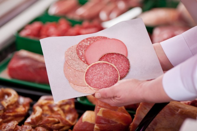 De ce nu este bine să mănânci mezeluri | avantaje.ro