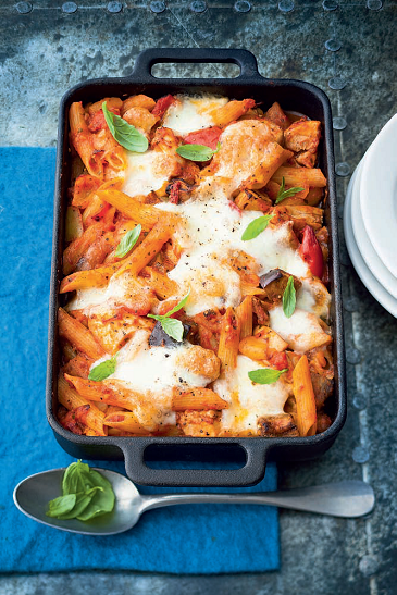 Paste cu cârnați la cuptor | avantaje.ro