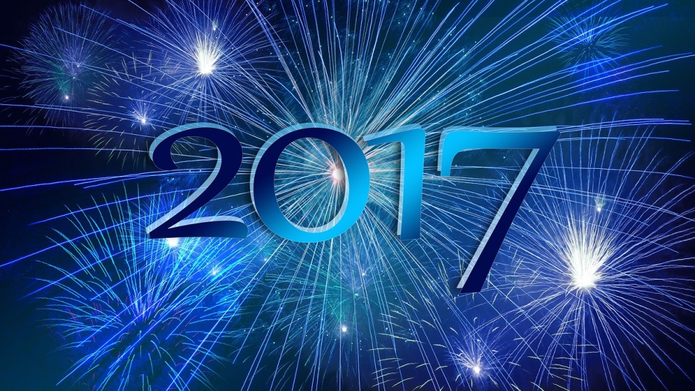 Bucură-te de focurile de artificii din noaptea de Revelion împreună cu ...