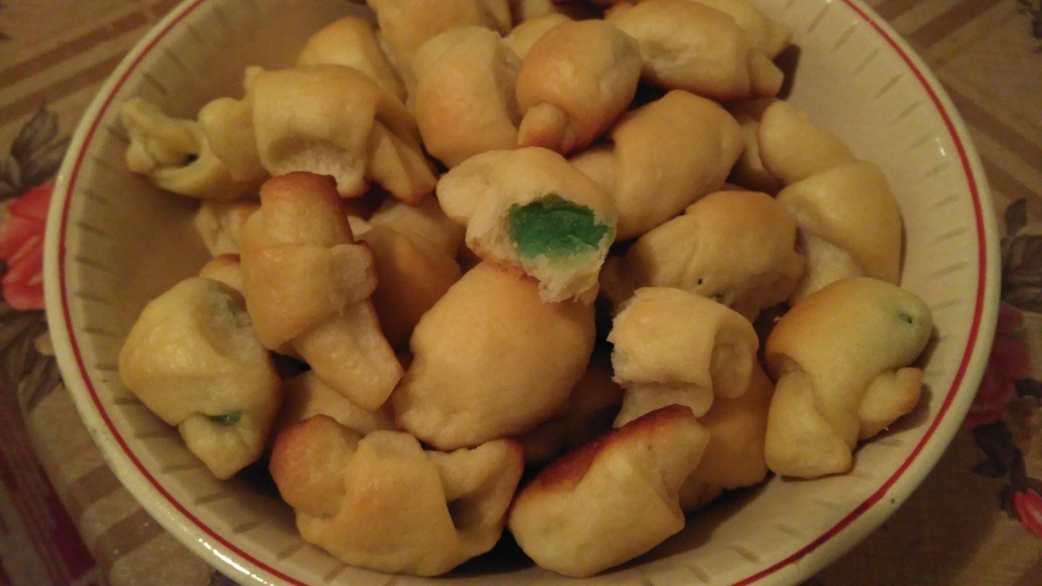 De post: Cornuleţe cu rahat proaspăt