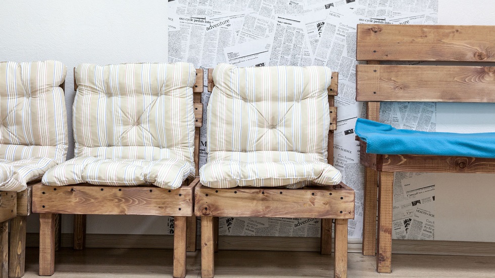 4 moduri în care poți schimba radical designul pieselor de mobilier ...