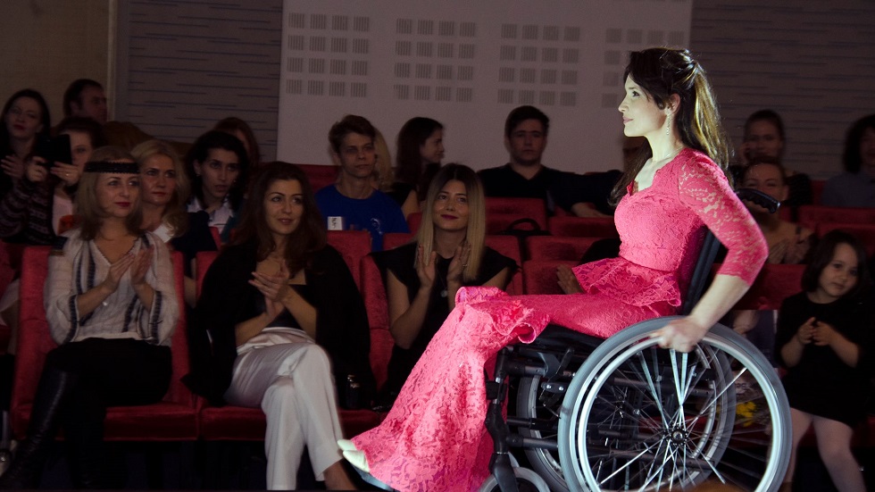 Monica Radu, Femeia anului 2009 pentru Inițiativă în Sprijinul ...