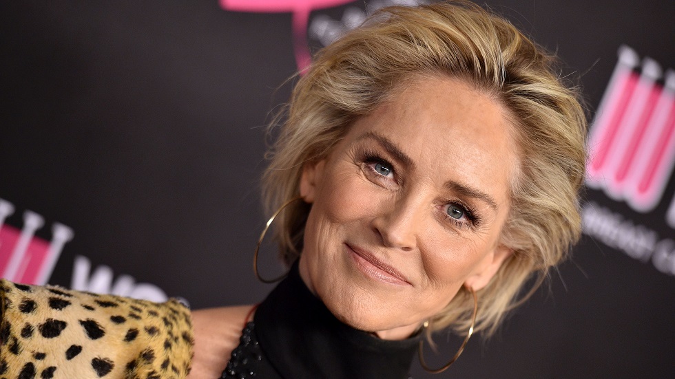 Sharon Stone face 60 să arate ca 30! Cum se menține actrița în formă?