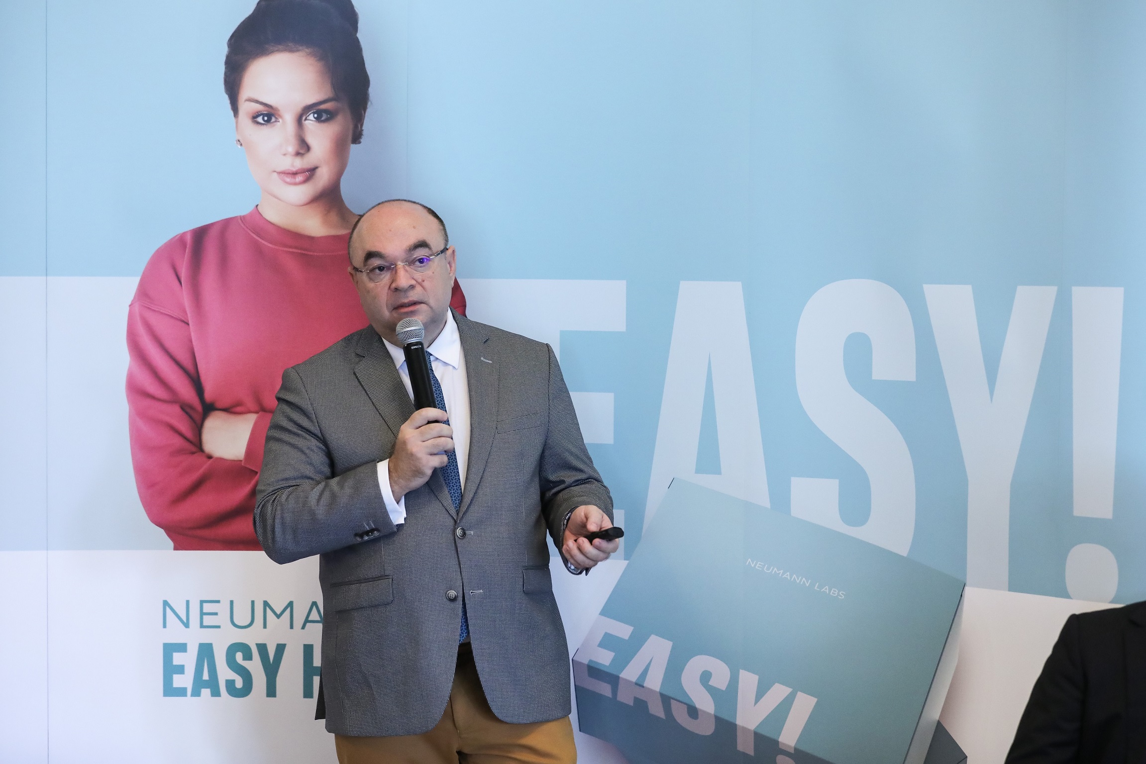 Testarea periodică HPV scade riscul cancerului de col