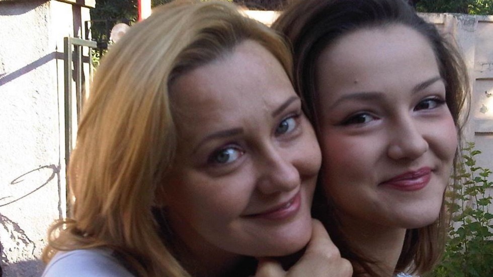 Fiica Elenei Lasconi a împlinit 28 de ani! Oana locuiește în prezent în Paris