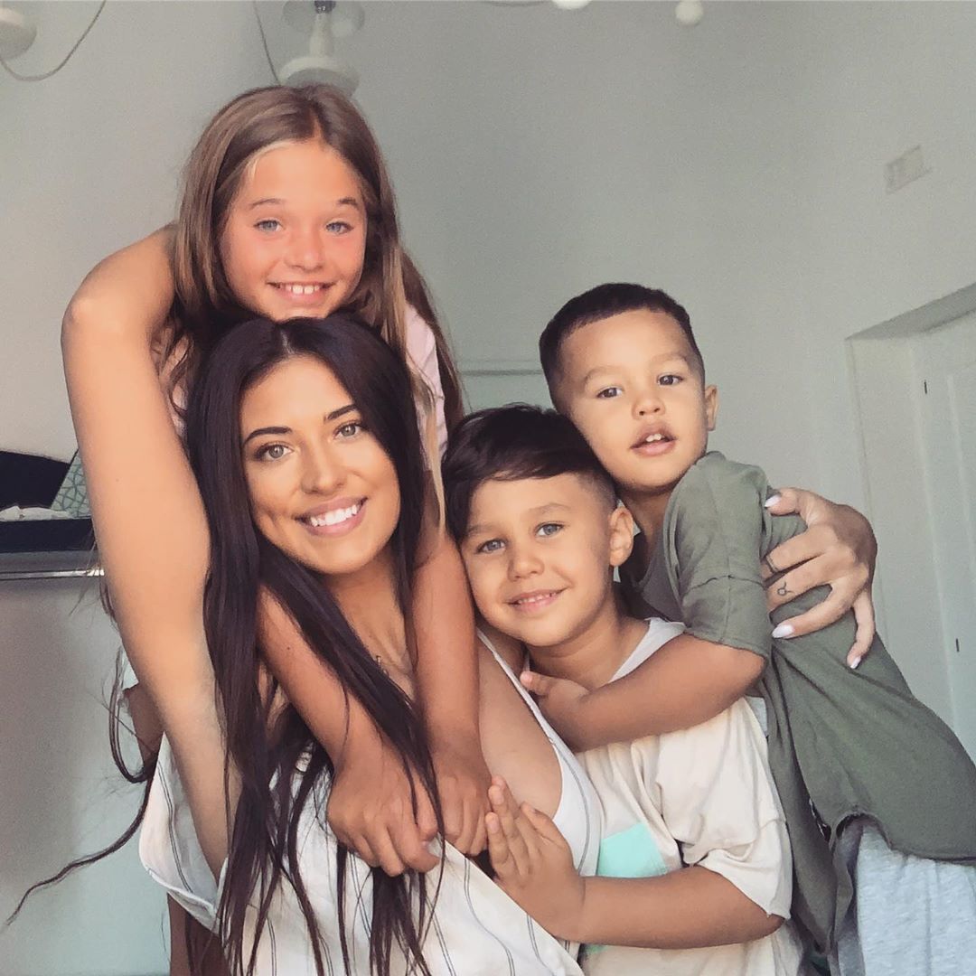 Antonia, adevărul despre poza cu burtica de gravidă. Fanii au fost ...