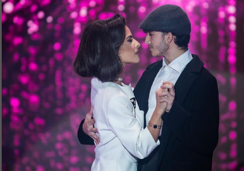 Îl vedea tatăl copilului ei, dar s-au despărțit. Mellina: „Sunt liberă ca…”