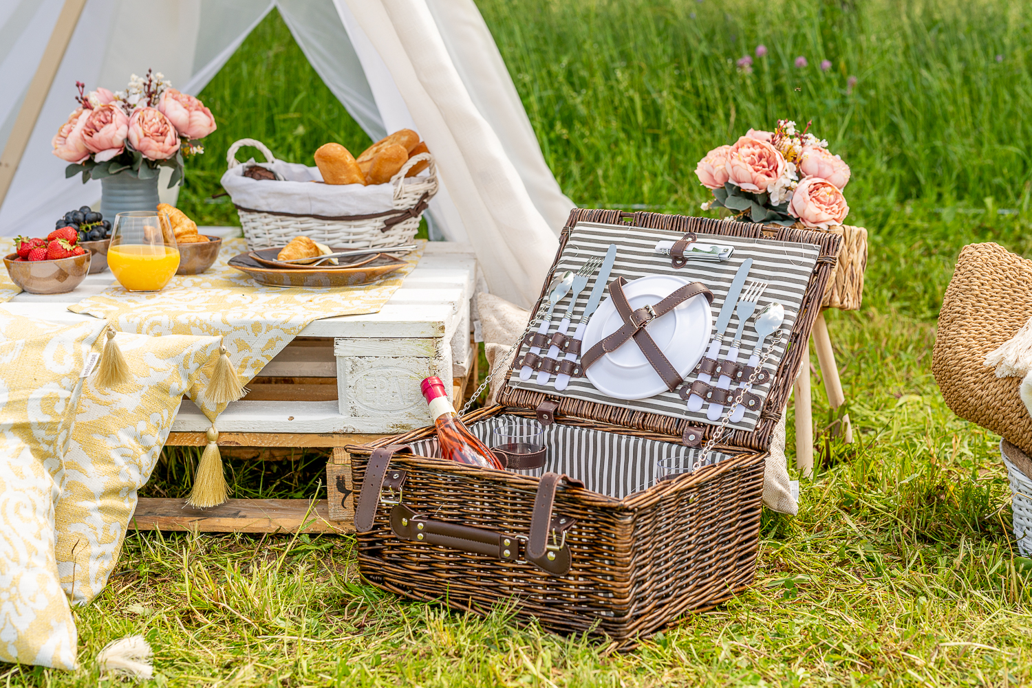 5 moduri de a folosi și decora casa cu coșuri decorative, practice și ...
