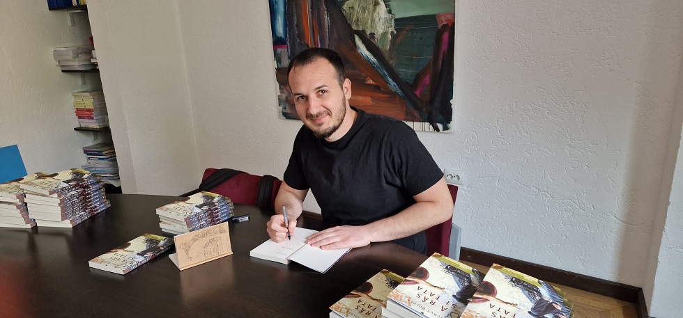 Remus Boldea:„Prefer poveștile care mă fac să râd... iar apoi îmi frâng ...