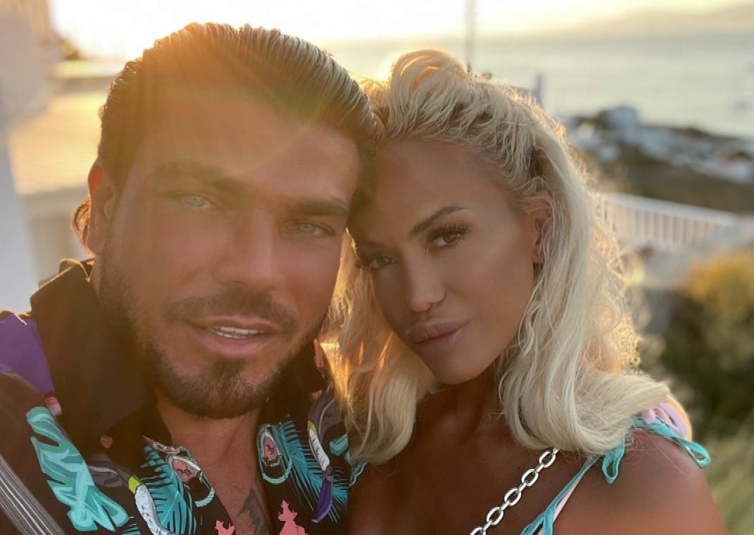 Anda Adam, despre relația cu logodnicul ei: „Nunta fi o surpriză”. Sunt ...