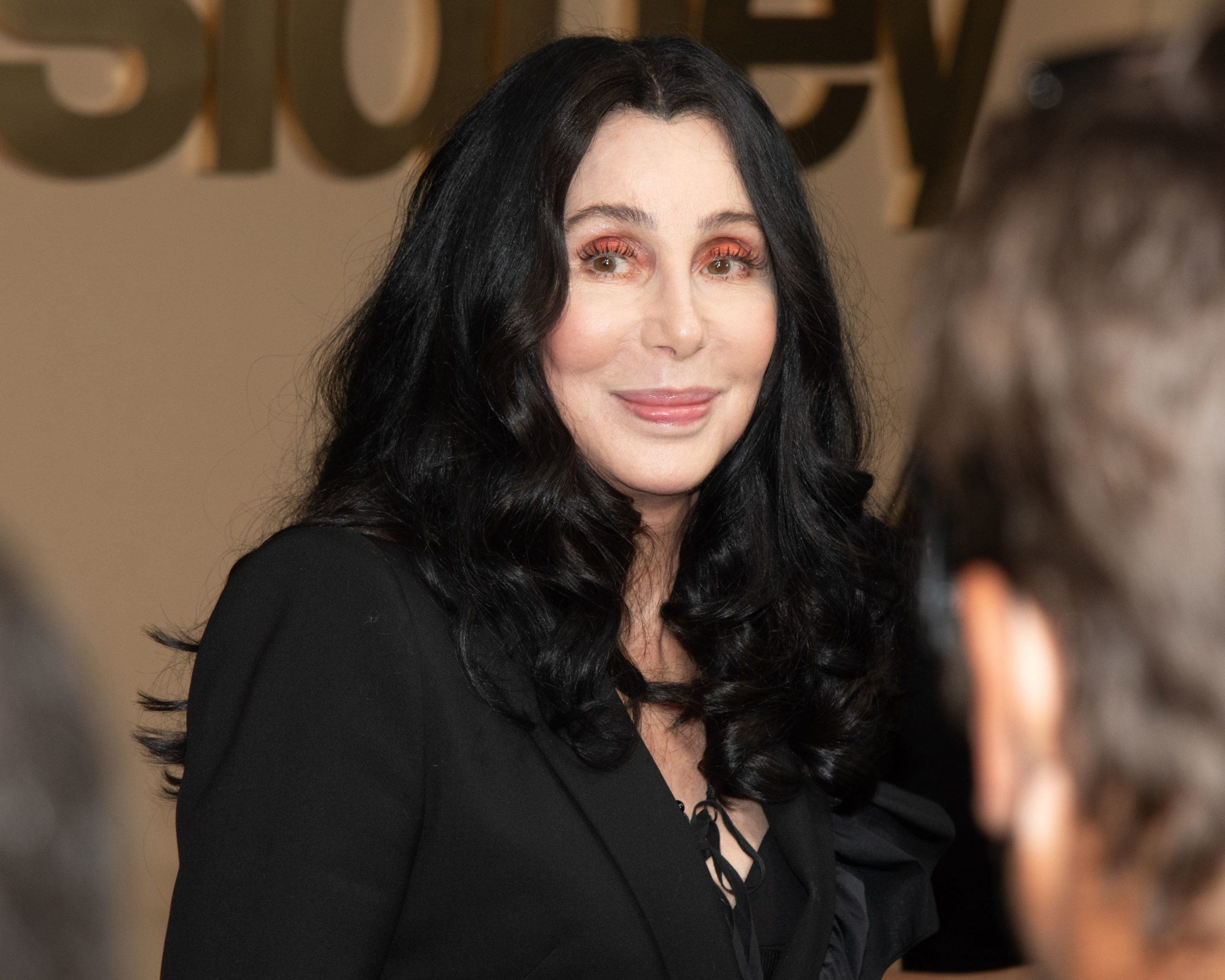 Cher, apariție spectaculoasă la 76 de ani