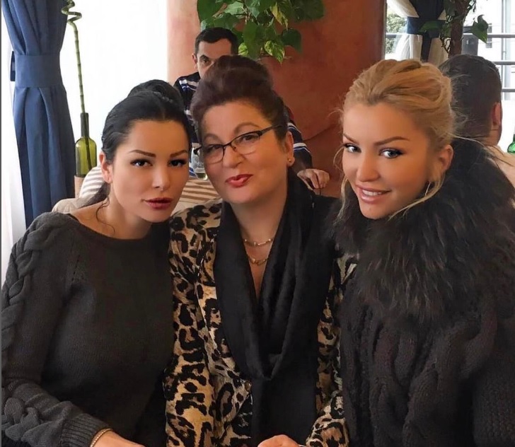 Brigitte Pastramă, fotografie rară alături de mama sa