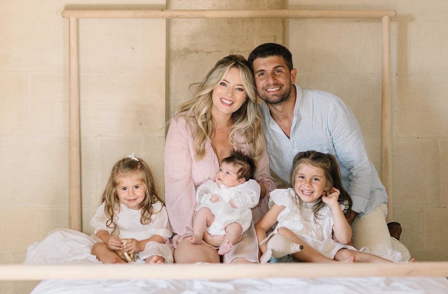 Anunțul făcut de Laura Cosoi despre al patrulea copil: „Nu m-am gândit ...