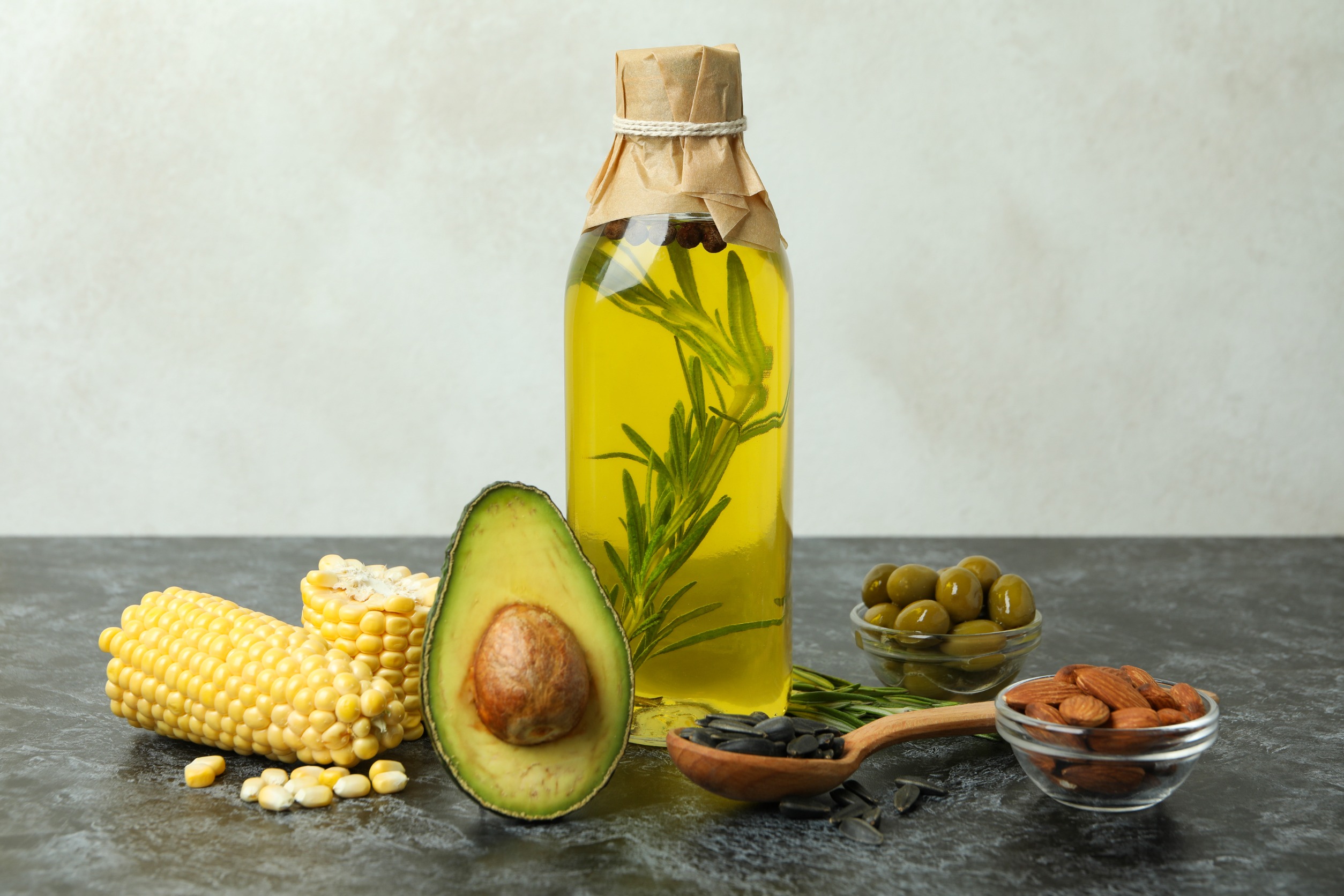 Uleiul de avocado vs. ulei de măsline. Cum putem alege între ele?