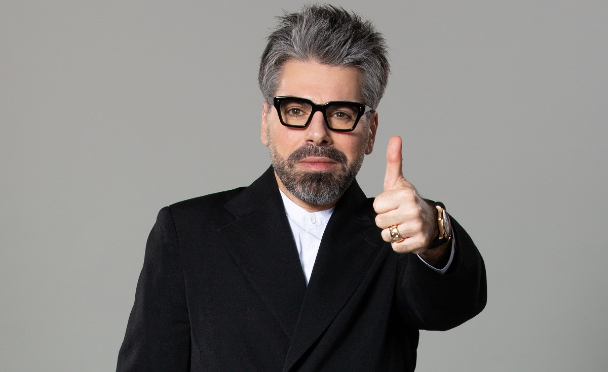 MAURICE MUNTEANU: "A fi bine îmbrăcat înseamnă..."