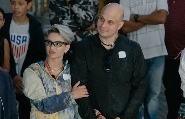 Giulia Anghelescu și Vlad Huidu au fost amenințați cu pistolul la ...