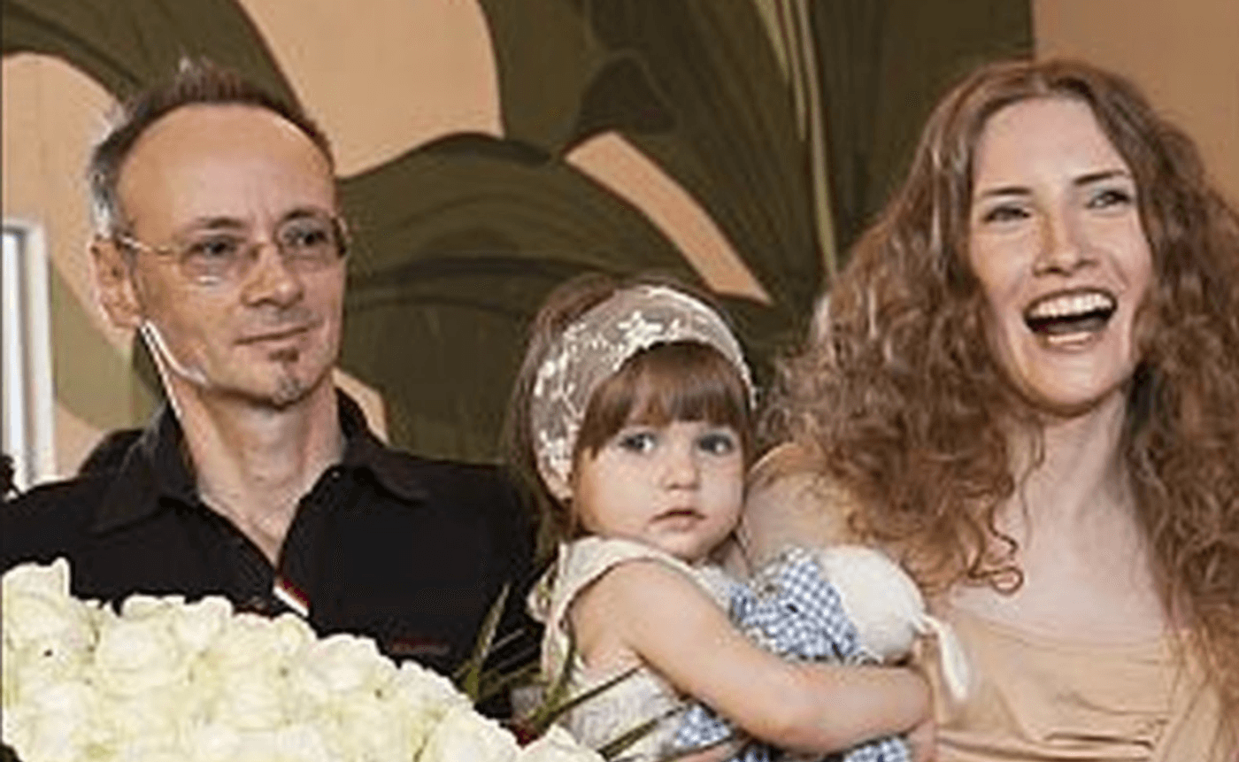 Mihai Albu, nemulțumit de relația pe care o are cu Mikaela, fiica lui ...