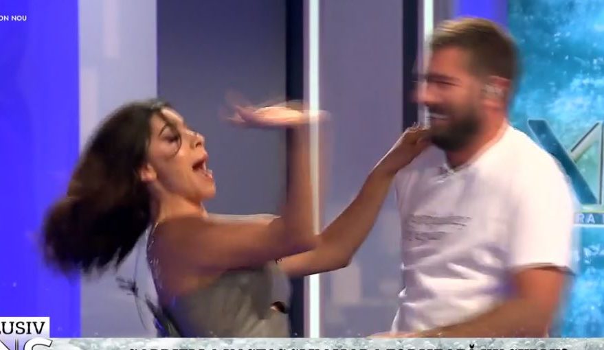 Natalia Mateuț l-a plesnit pe Cătălin Cazacu, după ce a sărutat-o în direct, la TV