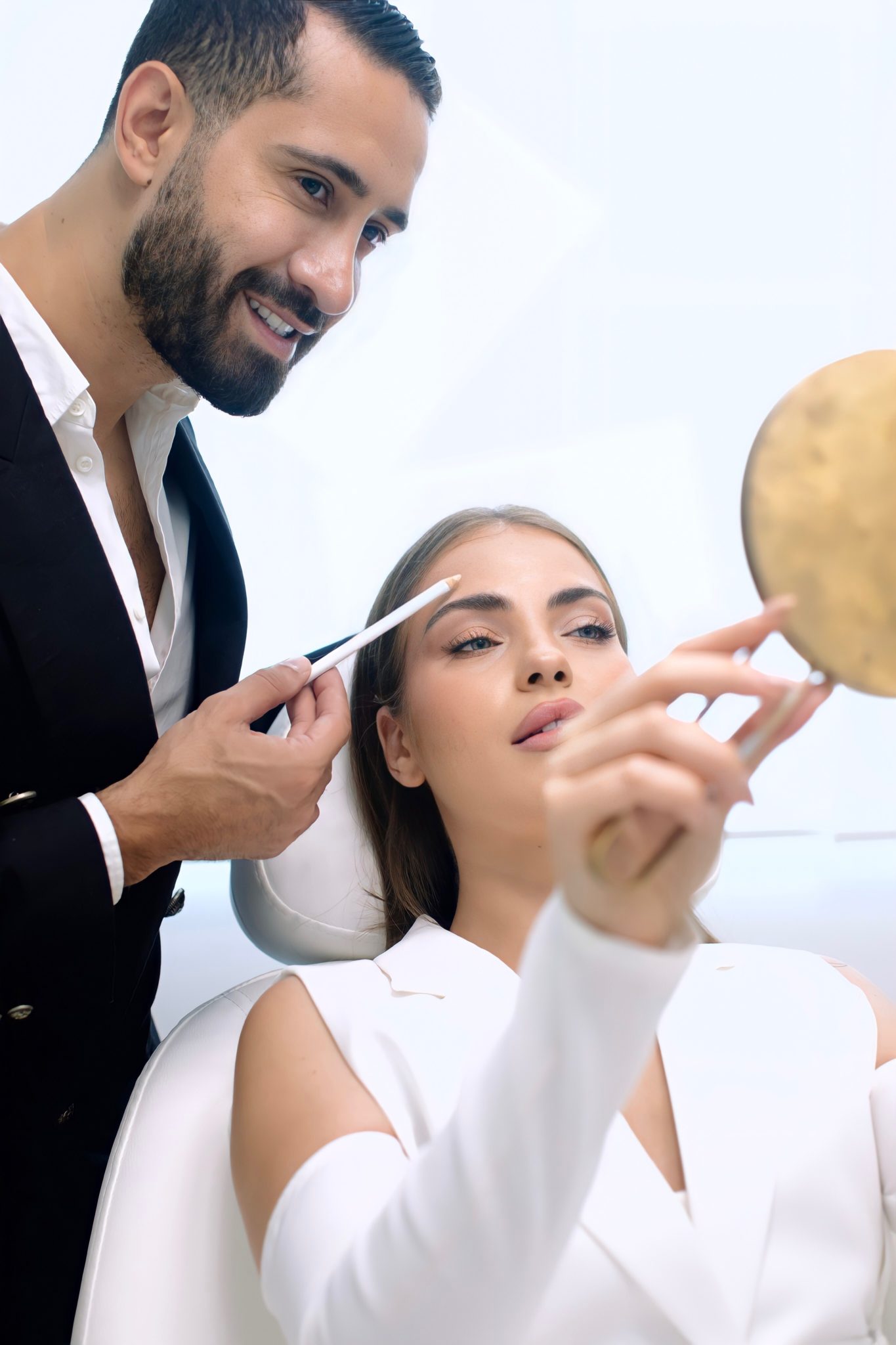 Tratamentul cu botox: secretul pentru un aspect tânăr și relaxat