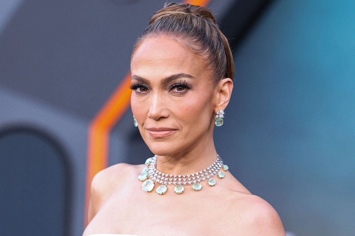 Jennifer Lopez este speriată de Inteligența Artificială: "se vând ...