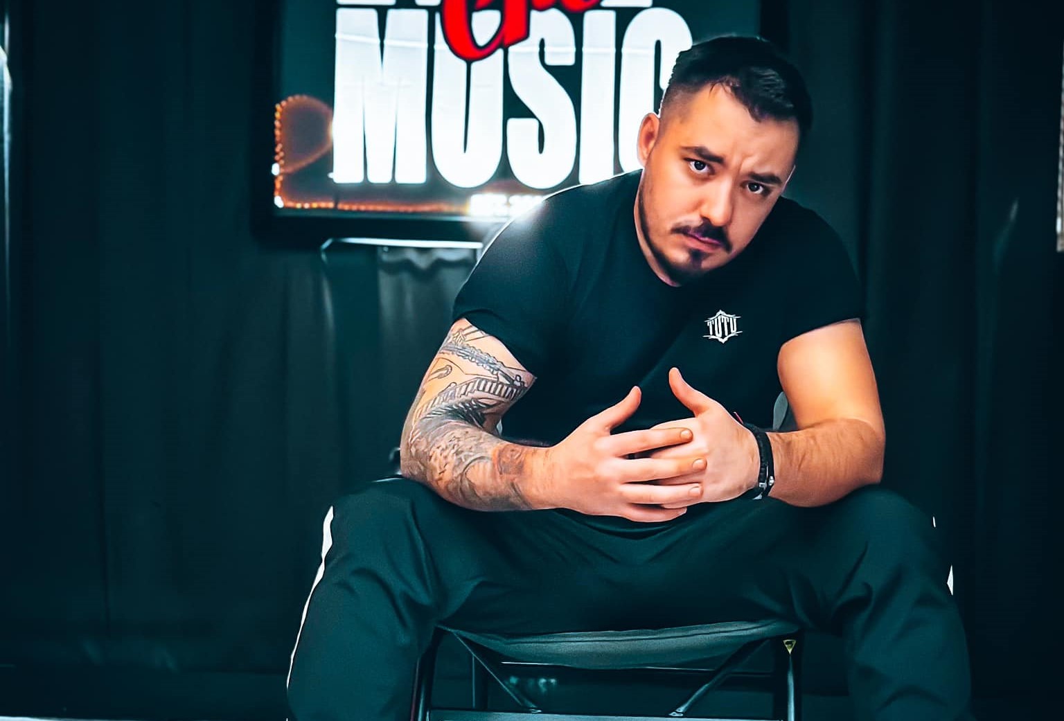 Adrian Țuțu, primul câștigător Românii au talent, lansează melodia „O ...