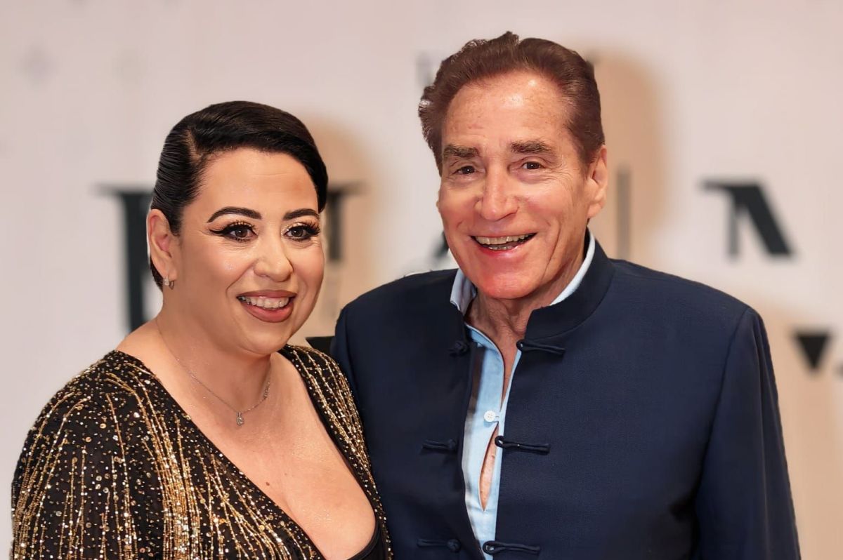 Imagini rare cu Petre Roman la petrecerea aniversară a fiicei sale ...