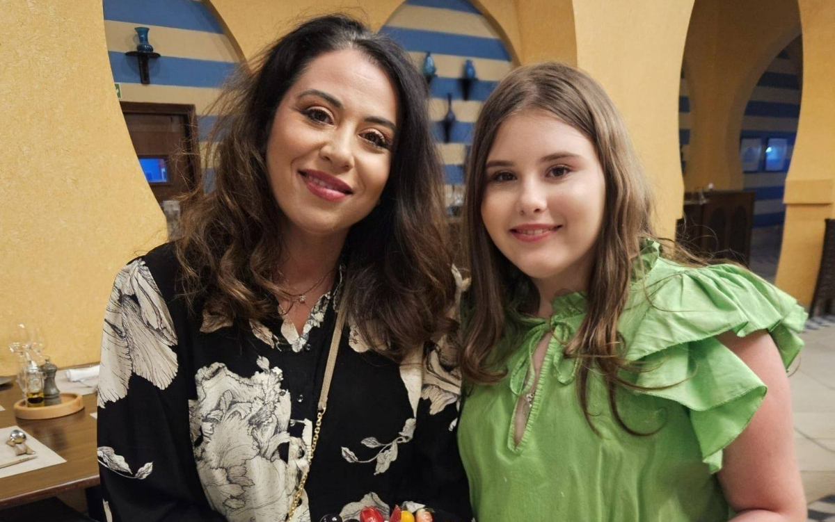 Ce relație are, de fapt, Oana Roman cu Isabela, fiica ei: „Probabil o ...