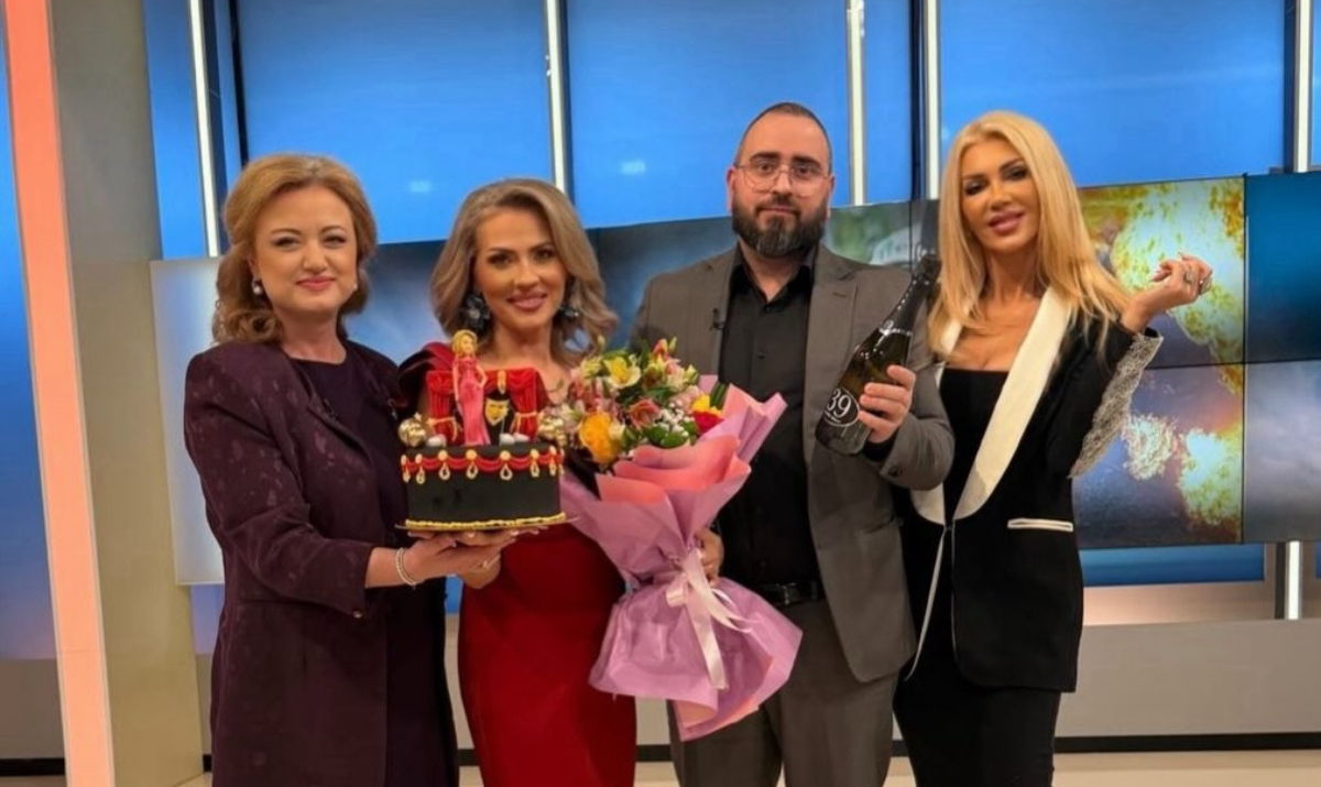 Cine e vedeta care o înlocuiește pe Mirela Vaida la „Acces Direct”. Ea ...
