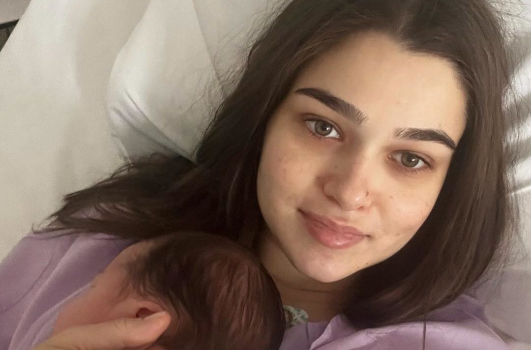 Theo Rose, primele imagini cu băiețelul său. A născut prin cezariană: „Foarte puțină durere ...